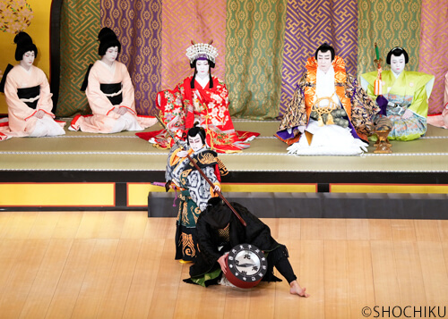November at the Heisei Nakamuraza Theatre at the ||KABUKI WEB